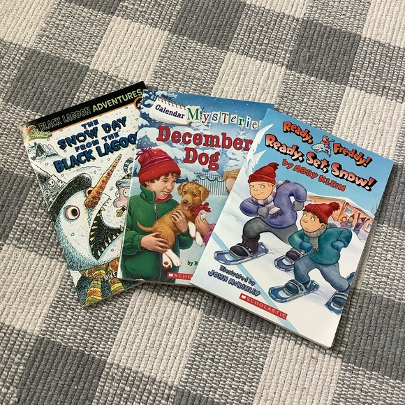 Scholastic | Other | Scholastic Winter Book Bundle Black Lagoon Freddy ...